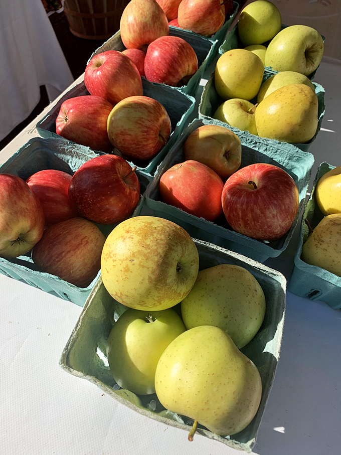 These apples didn't travel from New Zealand or sit in cold storage for months&mdash;they journeyed just a few miles to meet their destiny in your pie.