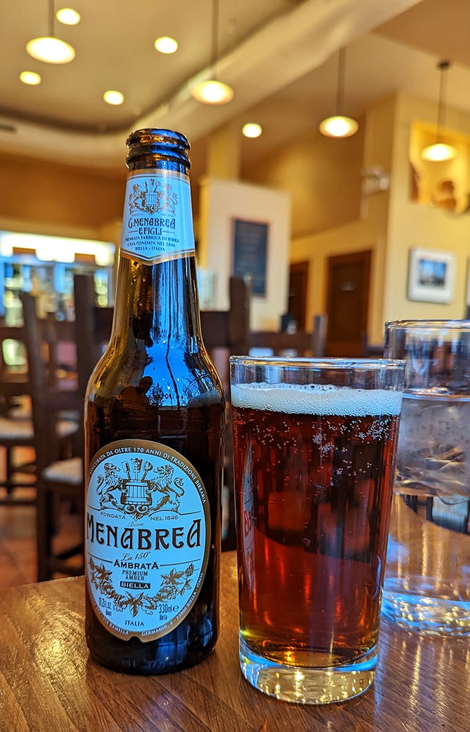 When in Rome... or Chicago &ndash; Menabrea, Italy's oldest brewery, offers the perfect malty companion to cut through all that magnificent pizza cheese.
