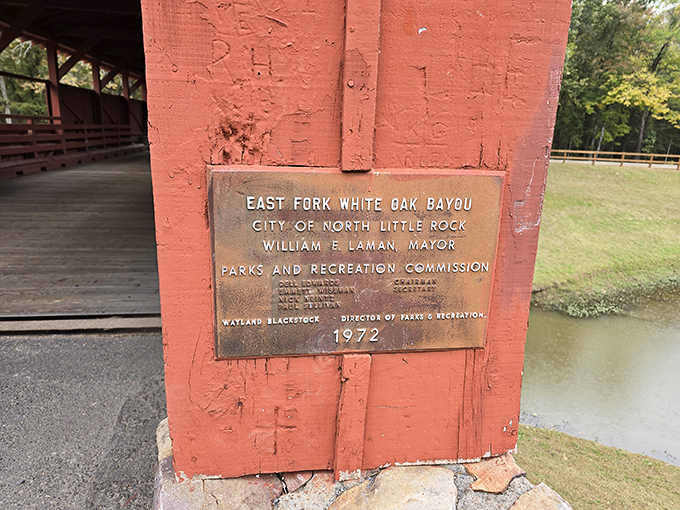 This isn't just construction; it's craftsmanship. The kind of detail work that makes modern contractors whistle in appreciation.