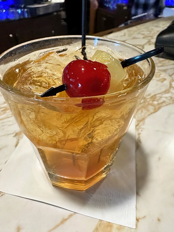 The Wisconsin old fashioned&mdash;brandy, not bourbon&mdash;garnished with tradition and served with a side of "you're among friends now."