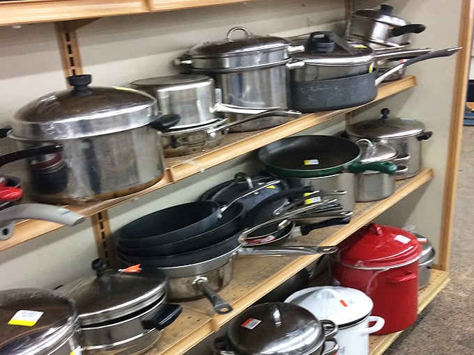 Kitchen dreams are made of these&mdash;seasoned cookware with stories simmered into their surfaces, ready for your culinary adventures.