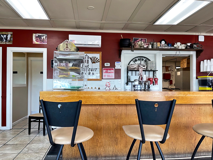 Counter seating: where breakfast becomes dinner theater and you get front-row tickets to the biscuit show.