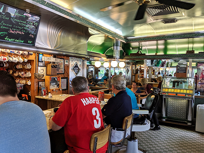 Where Phillies fans and philosophers alike gather at the counter. In diners like this, everyone's opinion carries equal weight&mdash;especially about baseball.