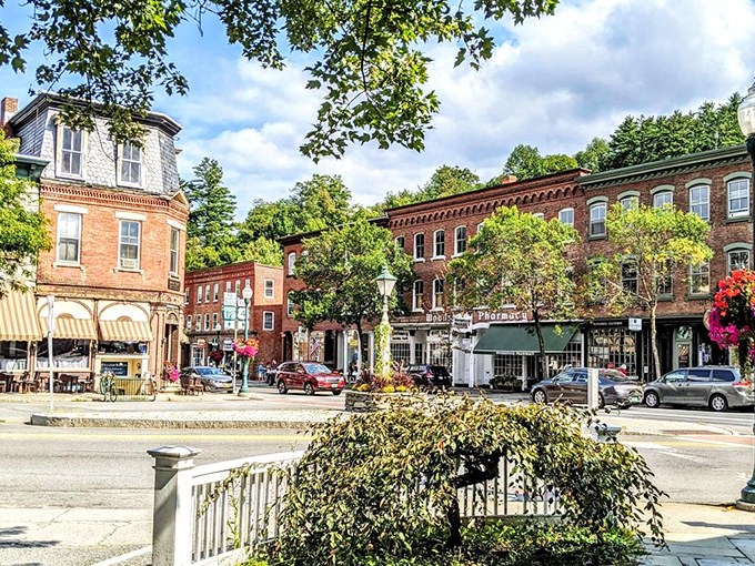 Woodstock's downtown isn't just picturesque&mdash;it's where brick buildings and hanging flower baskets conspire to make you relocate.