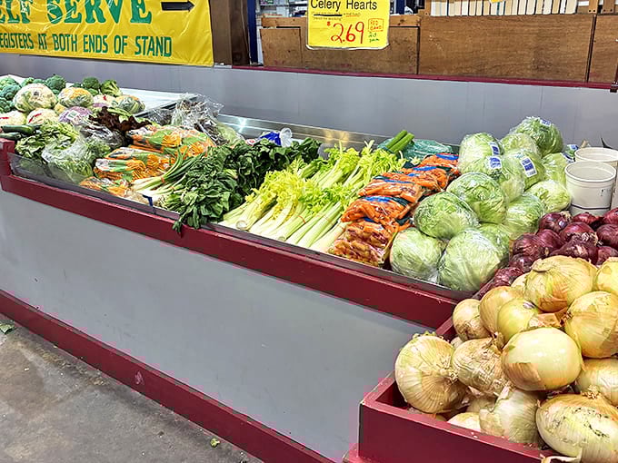 Nature's color palette on full display &ndash; these vegetables aren't just fresh, they're practically holding their high school reunion right on the stand.