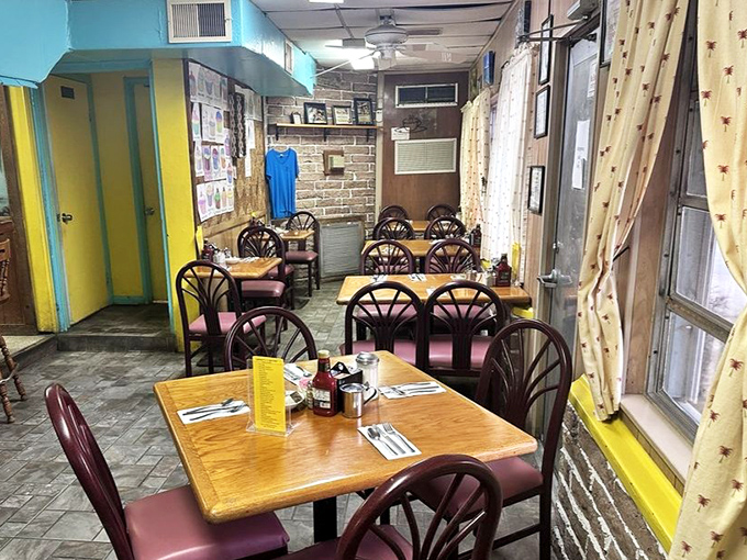 Another view of the dining room reveals the charming simplicity that makes Harriette's feel like eating in a friend's kitchen rather than a restaurant.