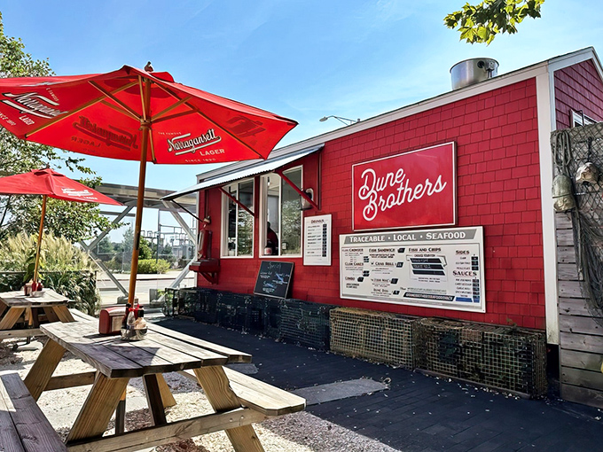 Outdoor dining at its finest, where the food is hot, the company is good, and nobody judges your technique.