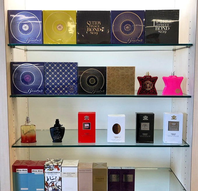 Perfume shelves that offer the chance to smell like a million bucks while spending considerably less. Scent-sational savings!