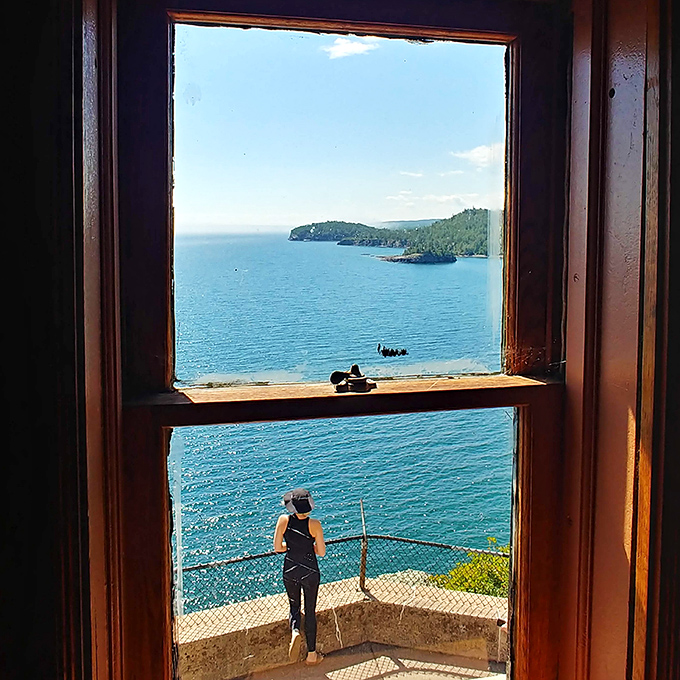 Room with a view? This lighthouse window frames a million-dollar panorama that no Instagram filter could possibly improve. Superior, indeed.