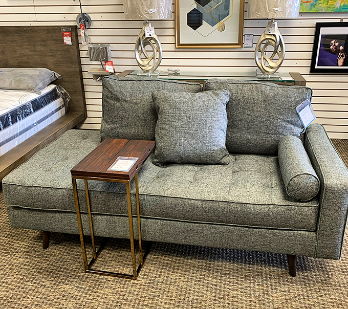 Mid-century lines meet contemporary comfort in this perfectly staged vignette. Just add martini and Sinatra soundtrack for full Palm Springs effect.