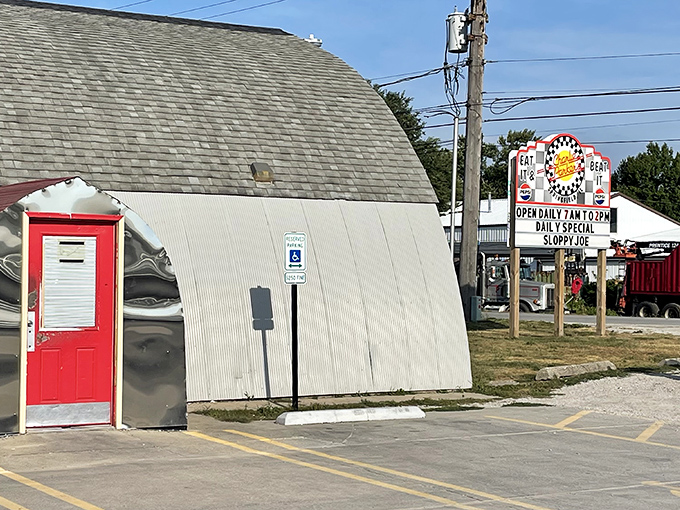 Charlie Parker's distinctive Quonset hut shape makes it the breakfast equivalent of a UFO landing. This Springfield landmark serves up morning meals of otherworldly deliciousness.
