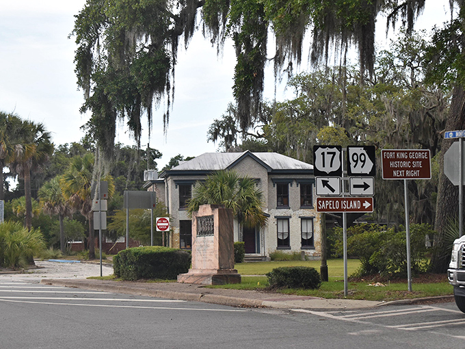 Spanish moss drapes over Darien like nature's own retirement welcome mat. Even the road signs seem to whisper "slow down."