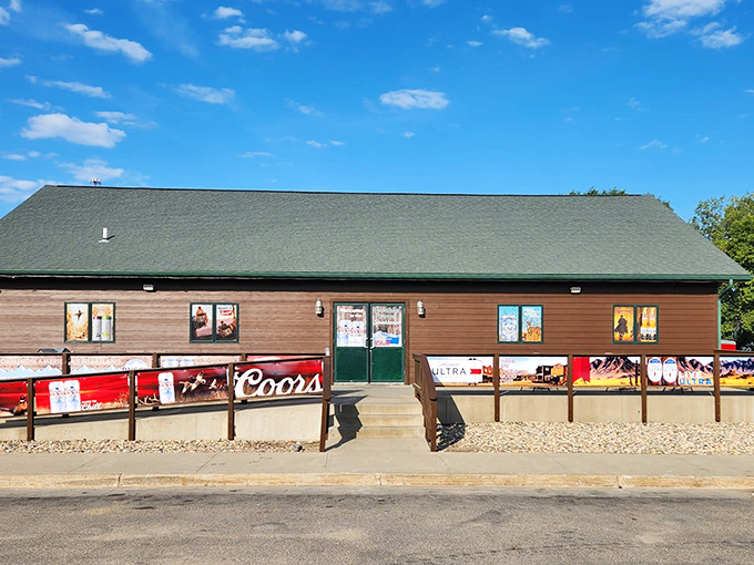 Double Barrel's humble exterior is the culinary equivalent of Clark Kent&mdash;ordinary outside, superhero inside!