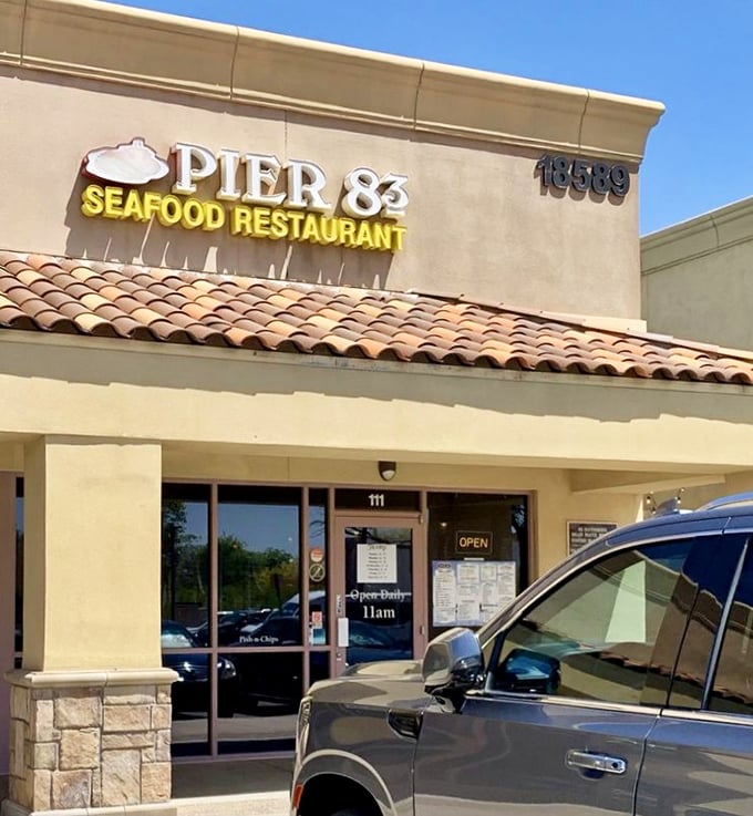 Oscar's Pier 83 keeps it straightforward with a simple storefront. This no-nonsense approach extends to their seafood&mdash;fresh, well-prepared, and without unnecessary frills.