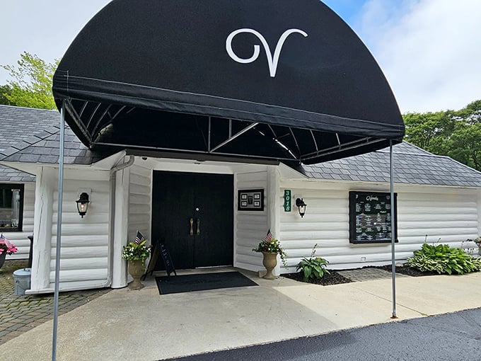 Vernales' log cabin simplicity is the culinary equivalent of a poker face &ndash; hiding royal flush flavors inside.