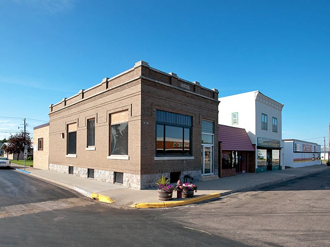Walhalla's historic buildings stand proudly on corner lots. That tan brick has witnessed generations of local gossip and gatherings!