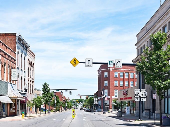 The intersection of affordability and charm &ndash; Ashland's downtown invites you to stay awhile without breaking the bank.