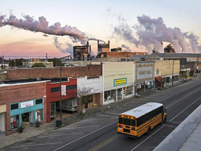 The sunset over Bogalusa paints the sky in colors you can't put a price on, part of the daily free entertainment in this affordable community.