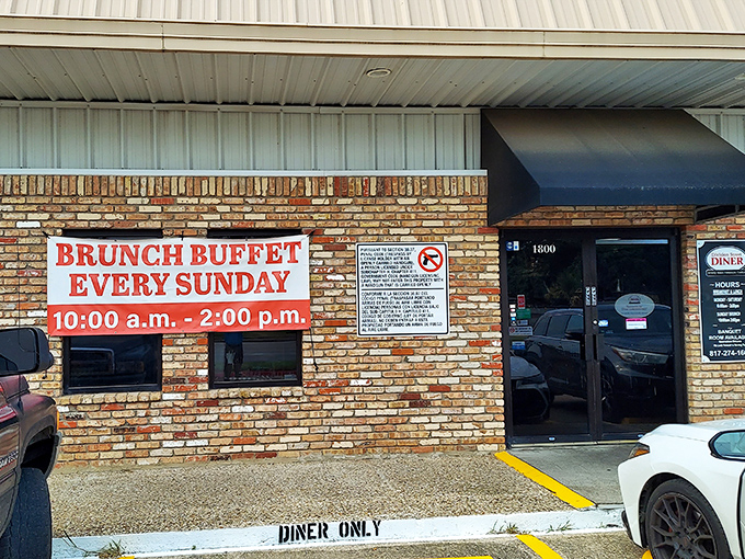 The brick exterior of Division Street Diner hides Arlington's best-kept breakfast secret. Where "homestyle cooking" isn't marketing – it's the only way they know.