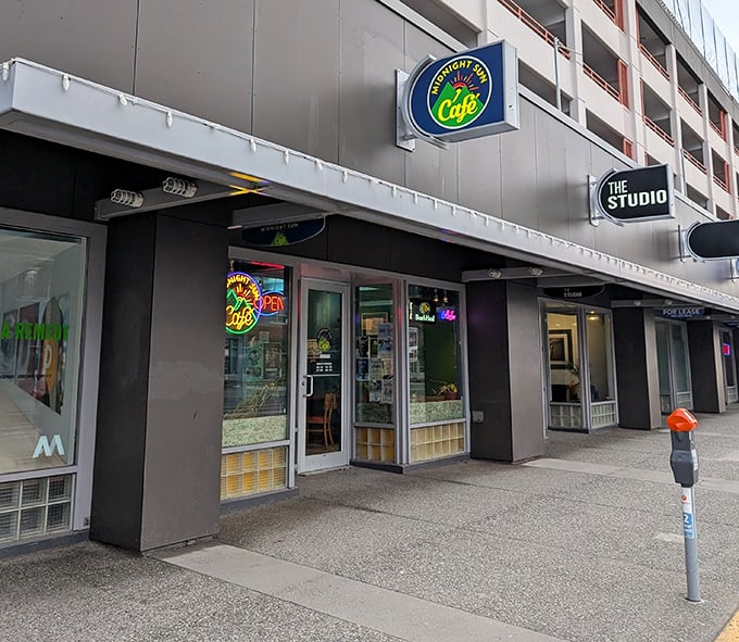 Where glass blocks meet hearty portions. This downtown Anchorage staple shines as reliably as its namesake summer sun.