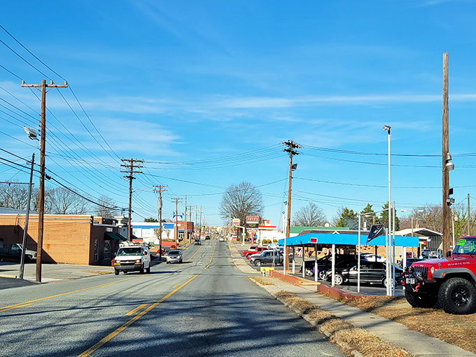 This main drag stretches toward possibilities as endless as a Carolina sky and twice as welcoming to your wallet.