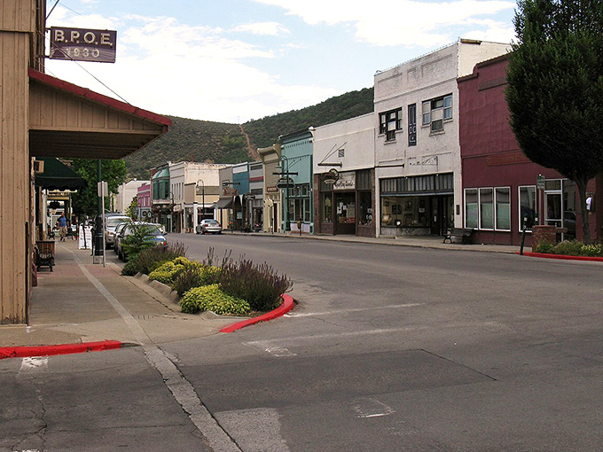 The charming main street of Yreka offers small-town living with big-time savings for those wise enough to look beyond the coast.