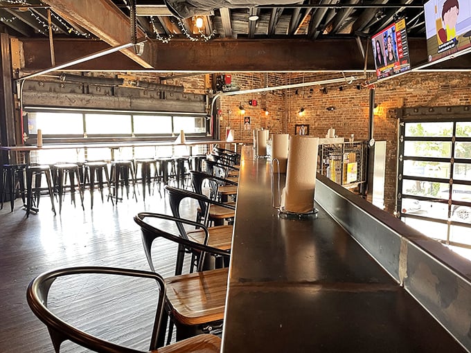 That upper-level seating offers prime people-watching real estate while you work through your second helping of ribs.