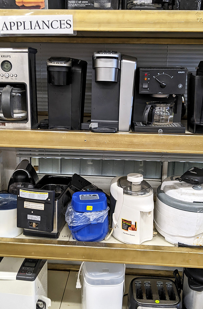 Kitchen appliance alley: where coffee makers and juicers enjoy their retirement years while still having plenty of productive life left to give.
