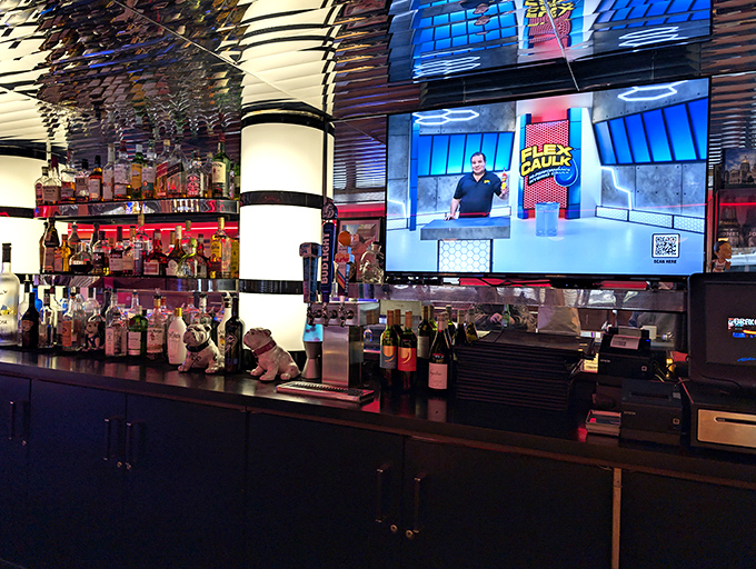 The bar area offers liquid courage for those about to tackle the full breakfast platter. Sports on TV, spirits on shelves.