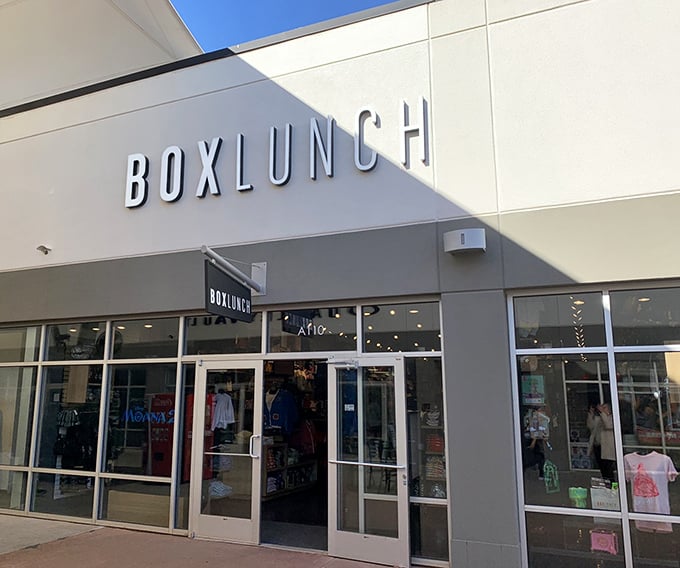 BoxLunch offers pop culture merchandise with a conscience&mdash;where geeky purchases help provide meals to those in need.