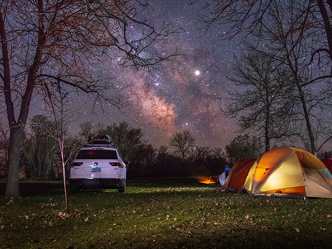 Stargazing reaches premium-channel quality at this campsite, where the Milky Way puts on a show no streaming service can match.
