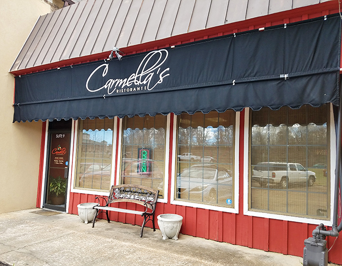 Carmella's Ristorante brings a touch of Italian warmth to Grenada, where pasta dreams come true behind this unassuming storefront.