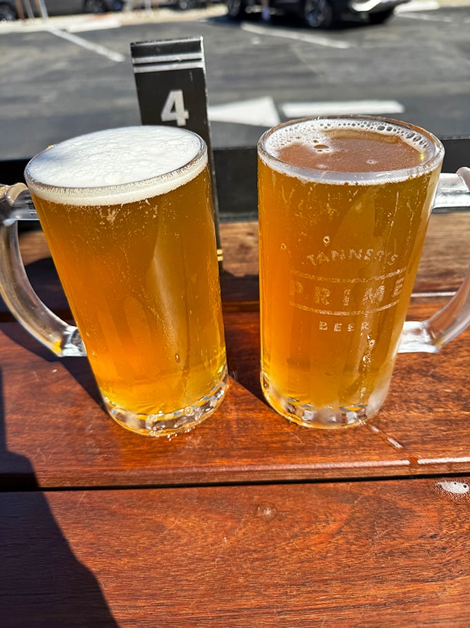 Cold beer in branded mugs: the perfect counterpoint to beef and salt. These golden beauties are practically begging to be photographed.