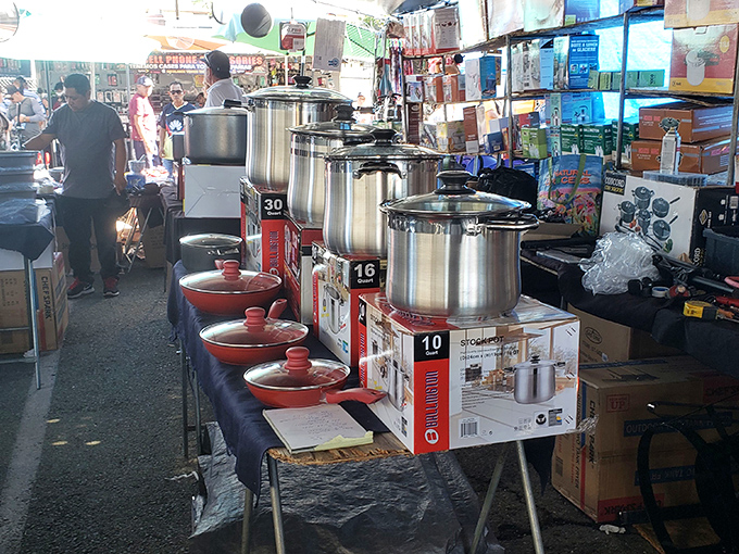 Kitchen dreams are made of these&mdash;gleaming cookware sets lined up like soldiers, ready to transform home cooking from chore to pleasure.