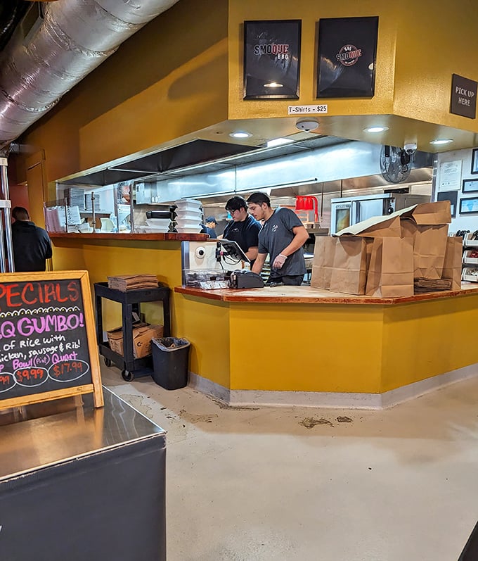 Where the magic happens. Smoque's counter area is like watching the stage door at a rock concert – anticipation with a side of paper towels.