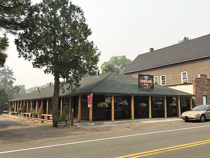 Creekside Lodge offers the kind of rustic comfort that makes you wonder why you ever thought Egyptian cotton sheets were important.