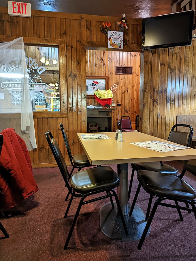 No designer lighting or trendy decor here&mdash;just honest wood paneling and tables set for serious eating. This is a sanctuary dedicated to the religion of good food.