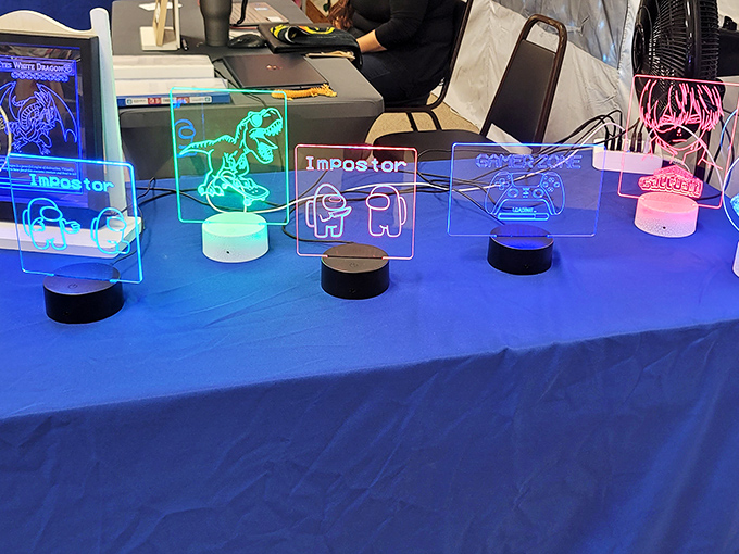 LED lamps that transform any room into a gaming paradise. The "Impostor" light is perfect for the Among Us fan who's suspicious of boring d&eacute;cor.