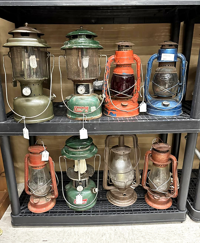 These vintage lanterns once illuminated camping trips and power outages. Coleman quality that's outlasted eight presidential administrations.
