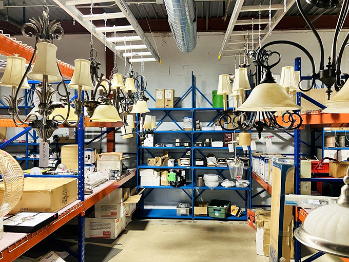 Chandeliers and pendant lights dangling like jewelry for your ceiling – illumination inspiration at every turn.