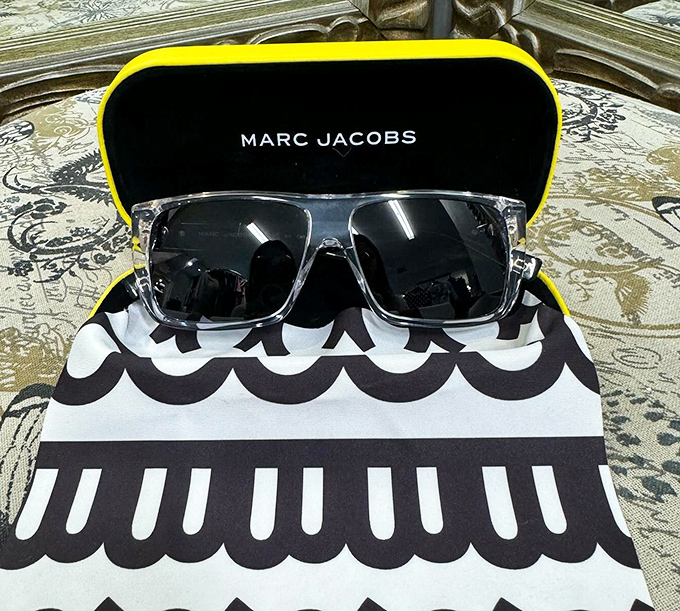 Sunny days ahead! These crystal-clear Marc Jacobs frames offer designer style and UV protection without the first-owner sticker shock.