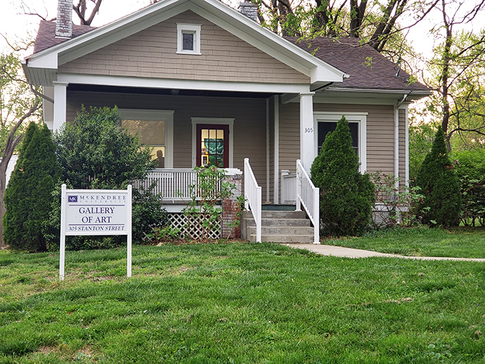 McKendree's Gallery of Art occupies a charming bungalow where creativity finds a homey setting. Art galleries don't need soaring ceilings to elevate the spirit.