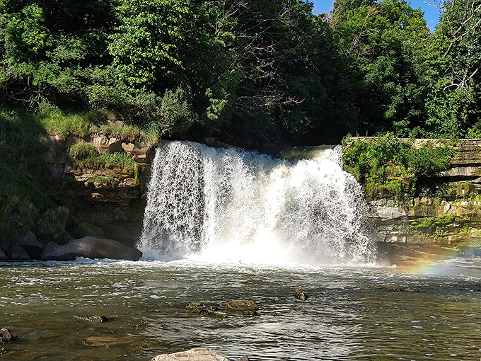 Medina Falls doesn't need to be Niagara to impress. This picturesque cascade offers all the majesty with none of the tourist crowds or overpriced ponchos.