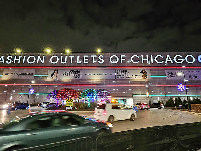 Even at night, the Fashion Outlets glow with possibility. Holiday lights add extra sparkle to already dazzling discount promises.