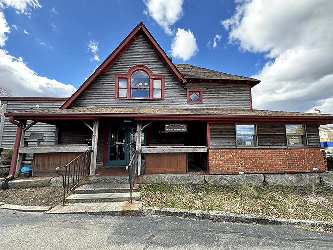 Olde Tymes Restaurant knows that sometimes the best things come in buildings that have stories to tell.