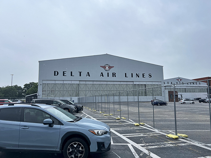 Even the parking lot screams "aviation"&mdash;the only place where your sedan feels inadequate next to buildings that house actual jets. P