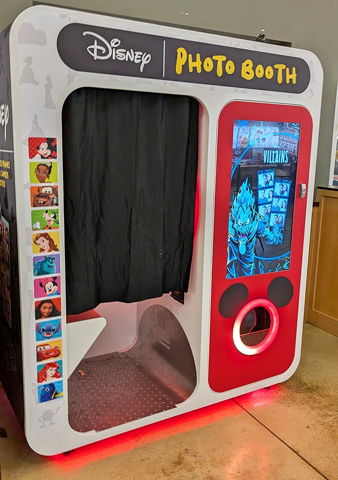 The Disney photo booth&mdash;where memories are made, shared, and inevitably turned into profile pictures that last longer than the actual vacation.