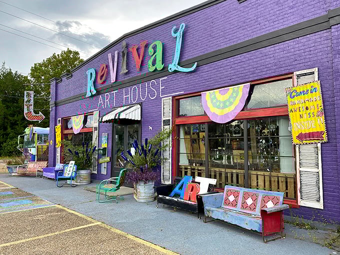 The Revival Art House's purple fa&ccedil;ade is like finding a creative oasis in a desert of beige. Art doesn't just live inside&mdash;it starts at the curb.