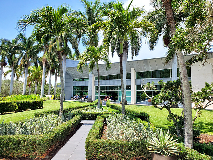 The Vero Beach Museum of Art proves culture doesn't require Manhattan rent prices or uncomfortable shoes.