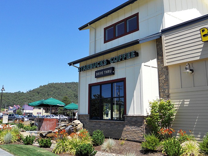 Even chain coffee takes on local character when surrounded by Roseburg's rolling hills and thoughtful landscaping.
